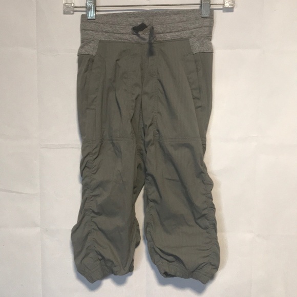 Ivivva | Bottoms | Ivivva 7 Green Dance Scrunch Pants Cute Pinstripe Ke ...